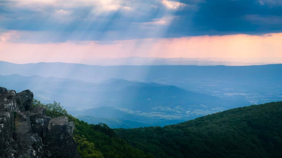 Hawksbill Summit: 3 Ways to Hike Shenandoah’s Highest Mountain - Comet ...